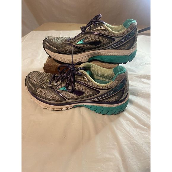 Brooks | Shoes | Brooks Womens Ghost 7 Running Shoesbiomogo Dna Size ...